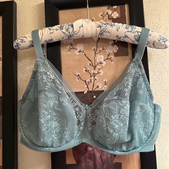 Wacoal | Intimates & Sleepwear | Wacoal Underwire Bra Wadjustable ...